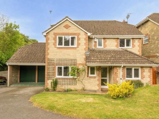 4 Bedroom Detached House