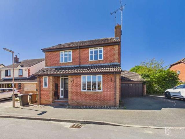 4 Bedroom Detached House