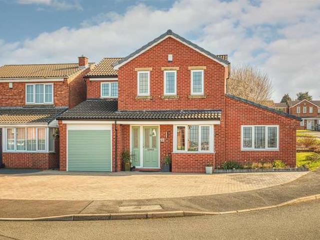4 Bedroom Detached House