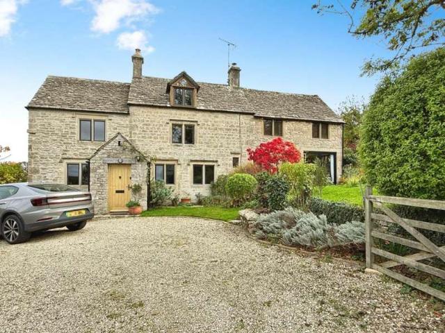 4 Bedroom Detached House