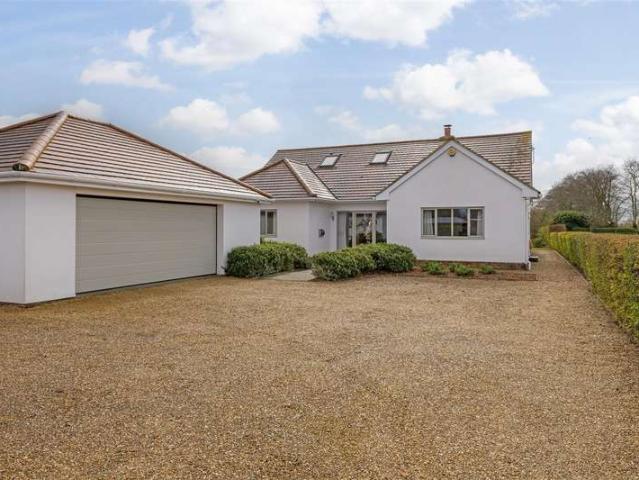 4 Bedroom Detached House