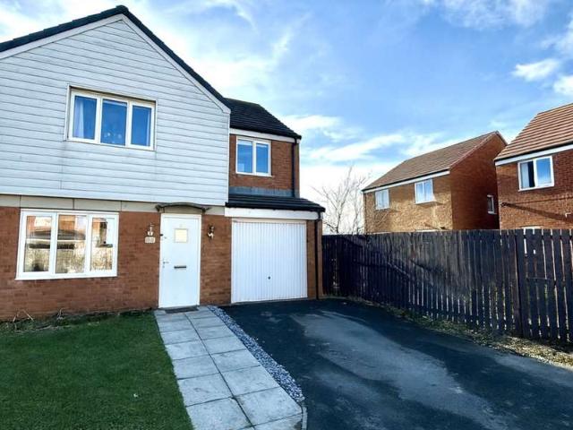 4 Bedroom Detached House