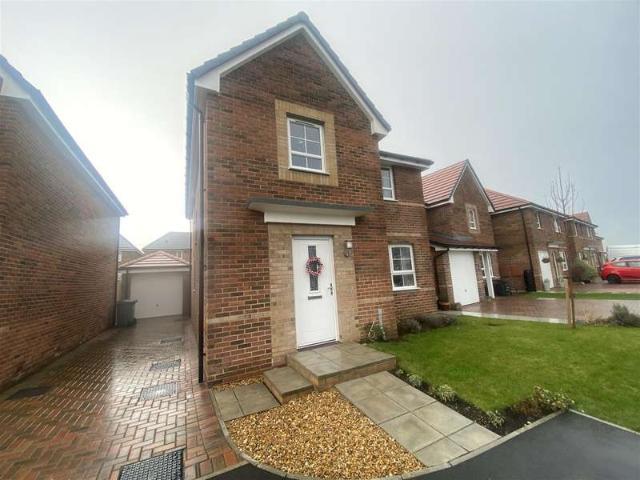 4 Bedroom Detached House