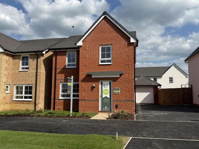 4 Bedroom Detached House