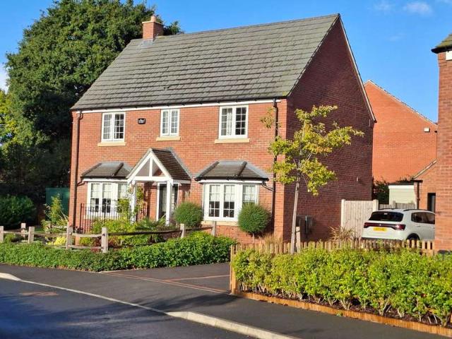 4 Bedroom Detached House