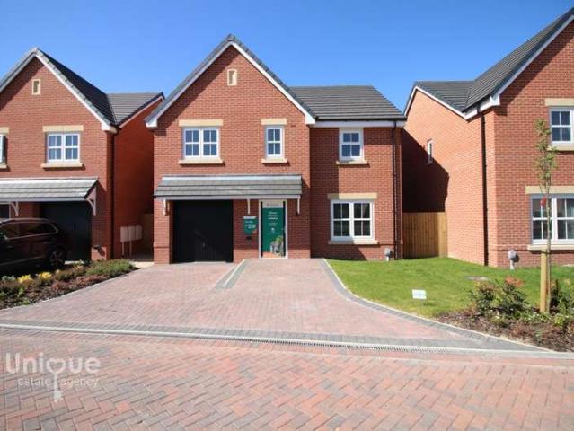 4 Bedroom Detached House
