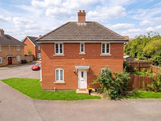 4 Bedroom Detached House