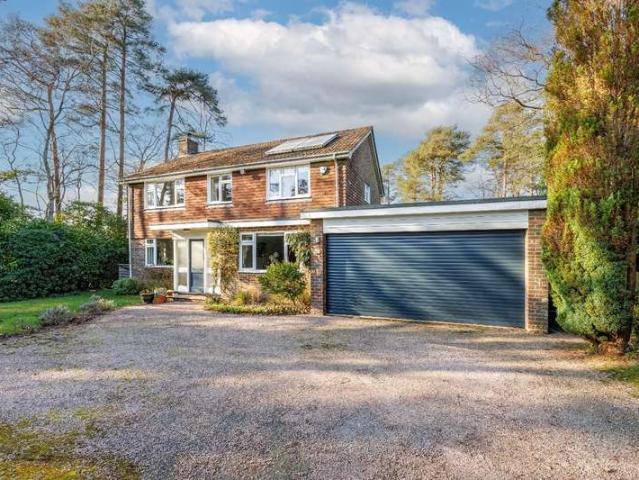 4 Bedroom Detached House