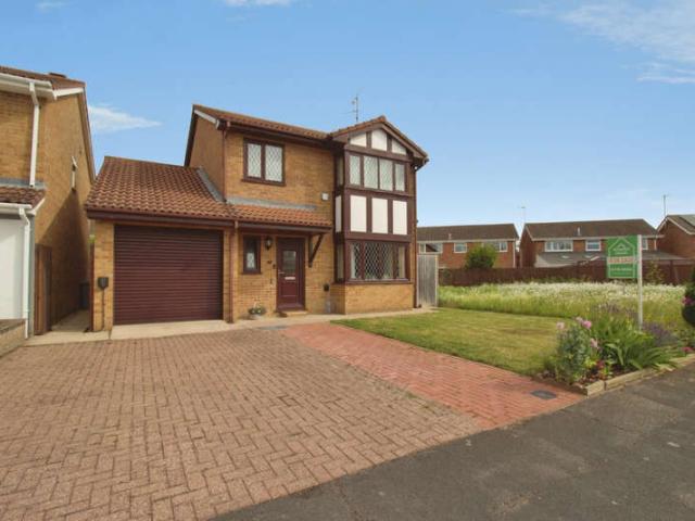 4 Bedroom Detached House