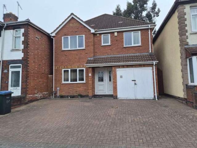 4 Bedroom Detached House