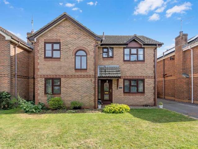 4 Bedroom Detached House