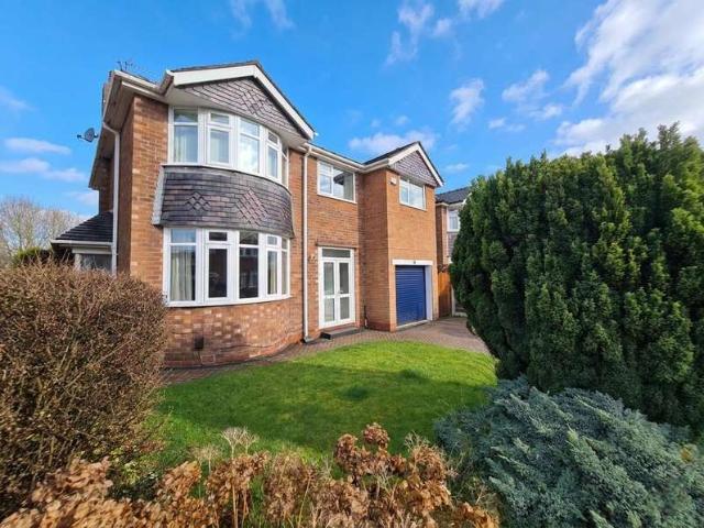 4 Bedroom Detached House