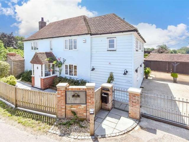 4 Bedroom Detached House