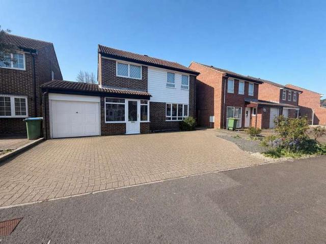 4 Bedroom Detached House
