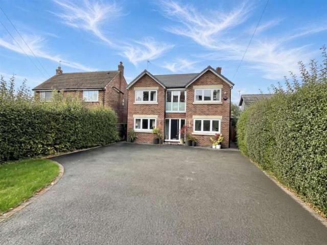 4 Bedroom Detached House