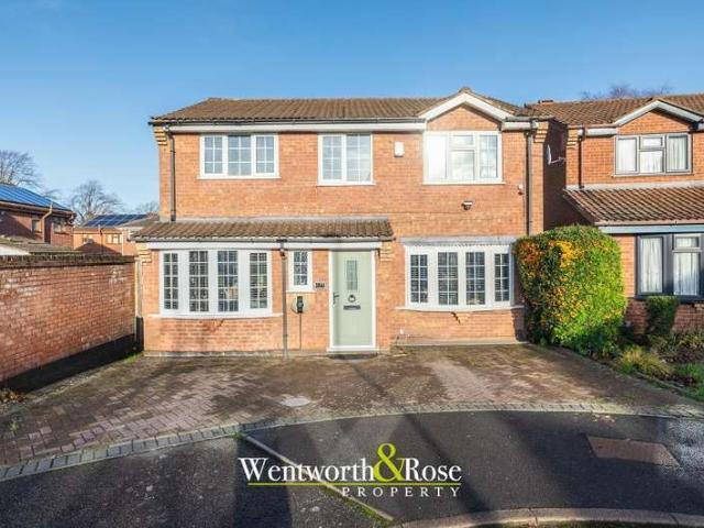 4 Bedroom Detached House