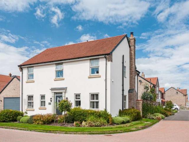 4 Bedroom Detached House