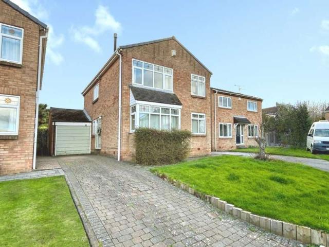 4 Bedroom Detached House