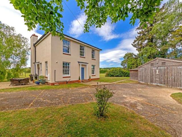 4 Bedroom Detached House