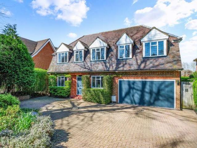 4 Bedroom Detached House