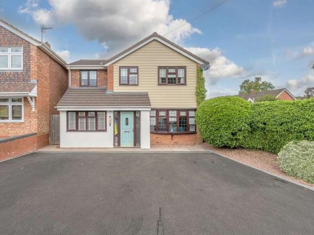 4 Bedroom Detached House