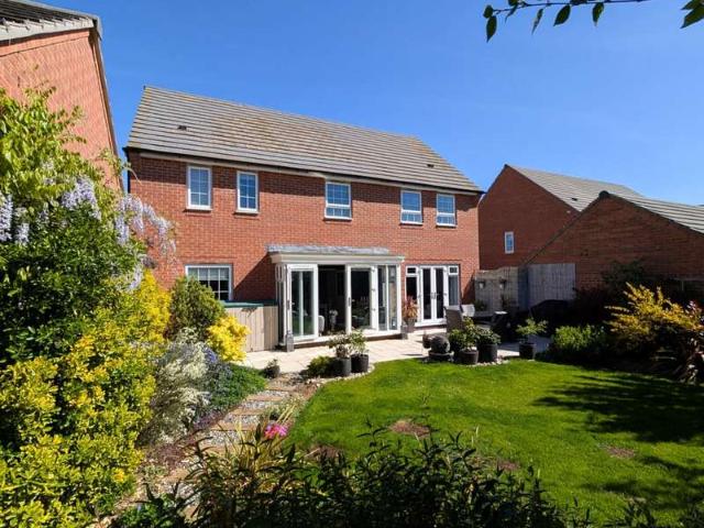 4 Bedroom Detached House