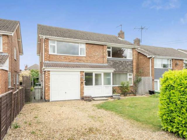 4 Bedroom Detached House