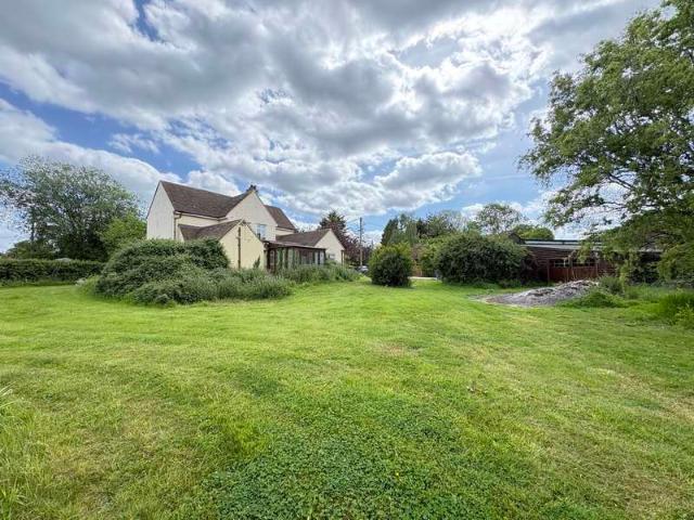 4 Bedroom Detached House