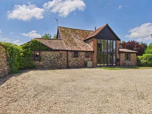 4 Bedroom Detached House