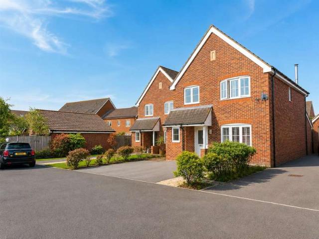 4 Bedroom Detached House