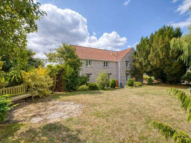 4 Bedroom Detached House