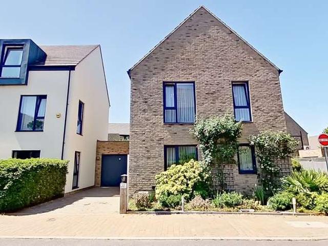 4 Bedroom Detached House