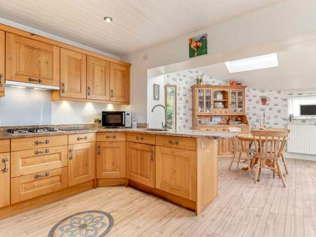 4 Bedroom Detached House