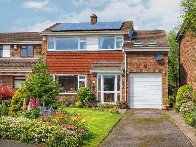 4 Bedroom Detached House
