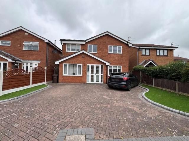 4 Bedroom Detached House