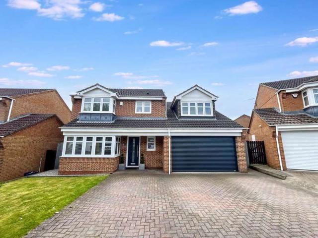 4 Bedroom Detached House