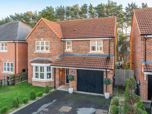 4 Bedroom Detached House