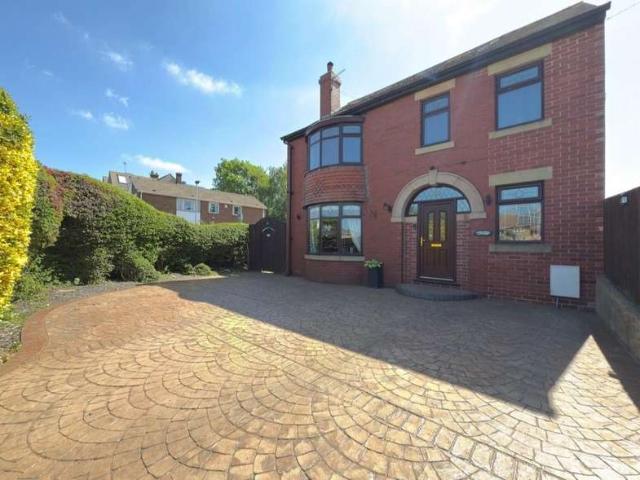 4 Bedroom Detached House