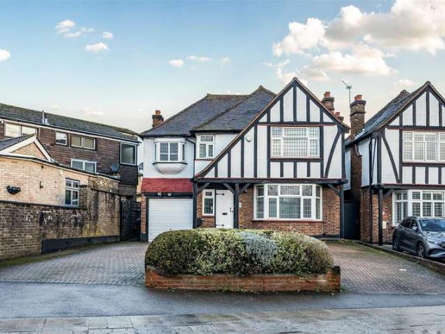 4 Bedroom Detached House