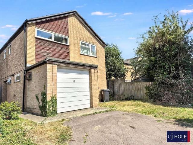 4 Bedroom Detached House