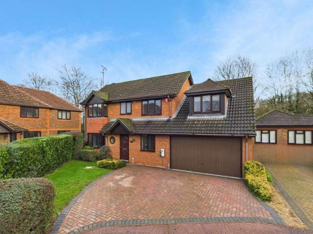 4 Bedroom Detached House