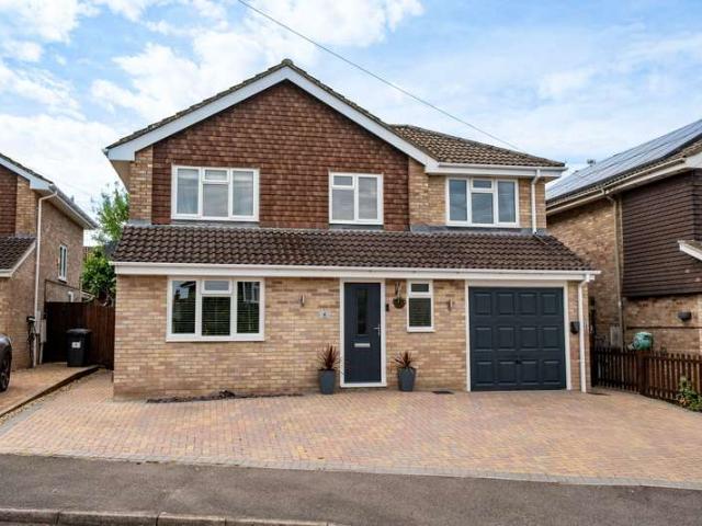 4 Bedroom Detached House