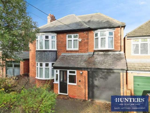 4 Bedroom Detached House