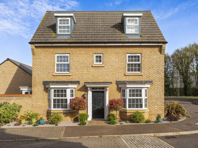 4 Bedroom Detached House