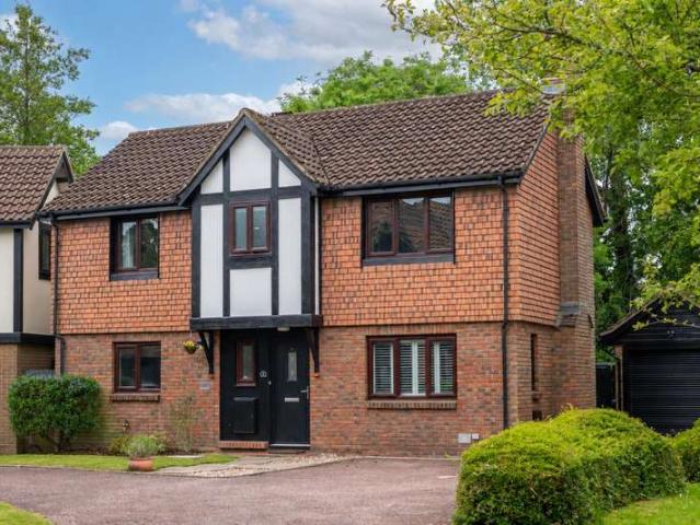 4 Bedroom Detached House