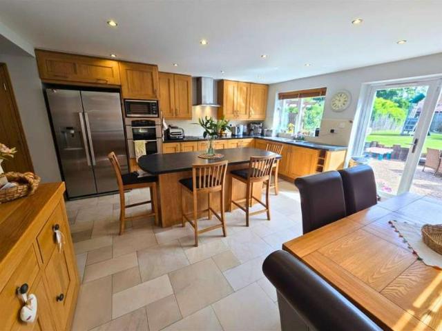 4 Bedroom Detached House
