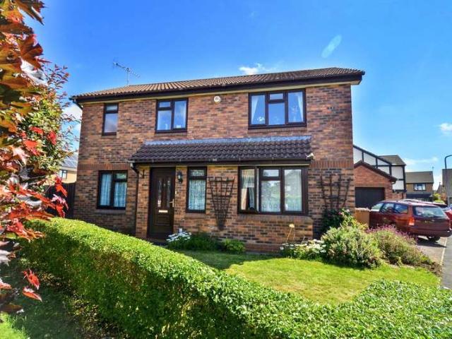 4 Bedroom Detached House