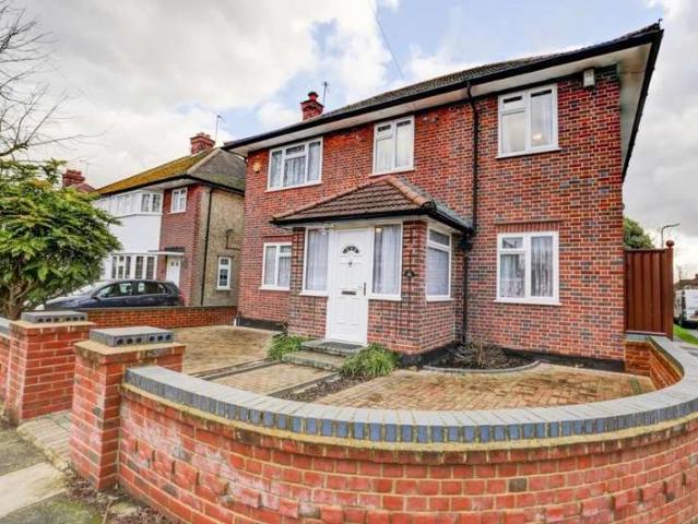 4 Bedroom Detached House