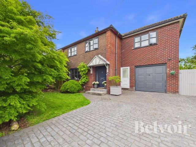 4 Bedroom Detached House