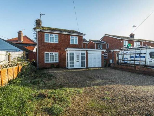 4 Bedroom Detached House